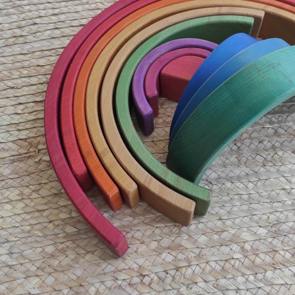 Curvy stacking blocks (12 pieces | Rainbow) - AlwahWDusur Toys ألعاب ...